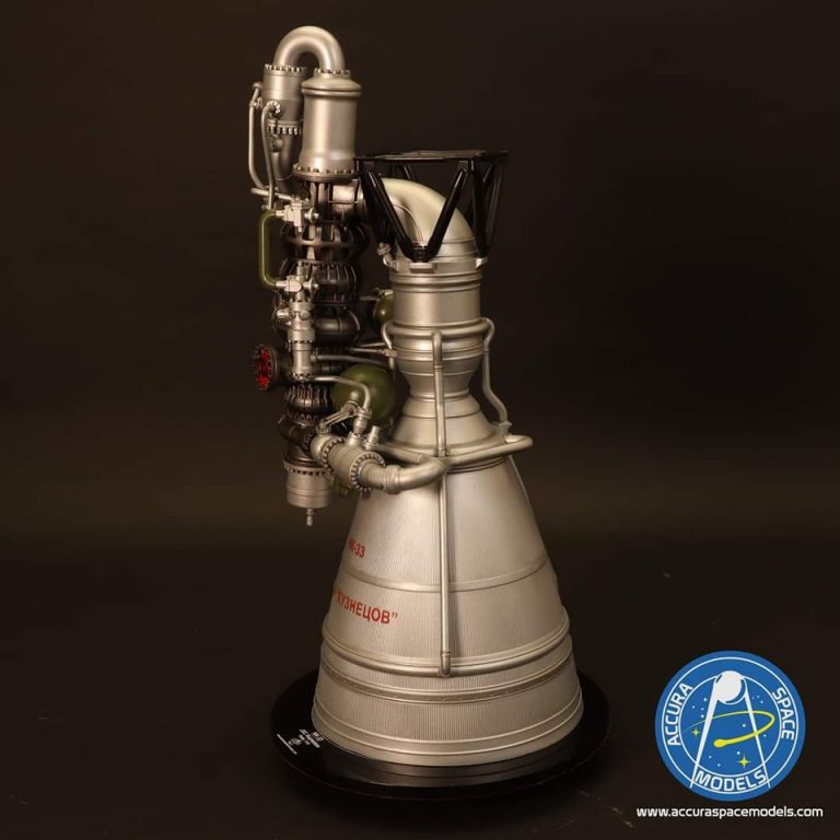 NK 33 - Rocket Engine Scale Model kit - 1/12 - Accuraspacemodels
